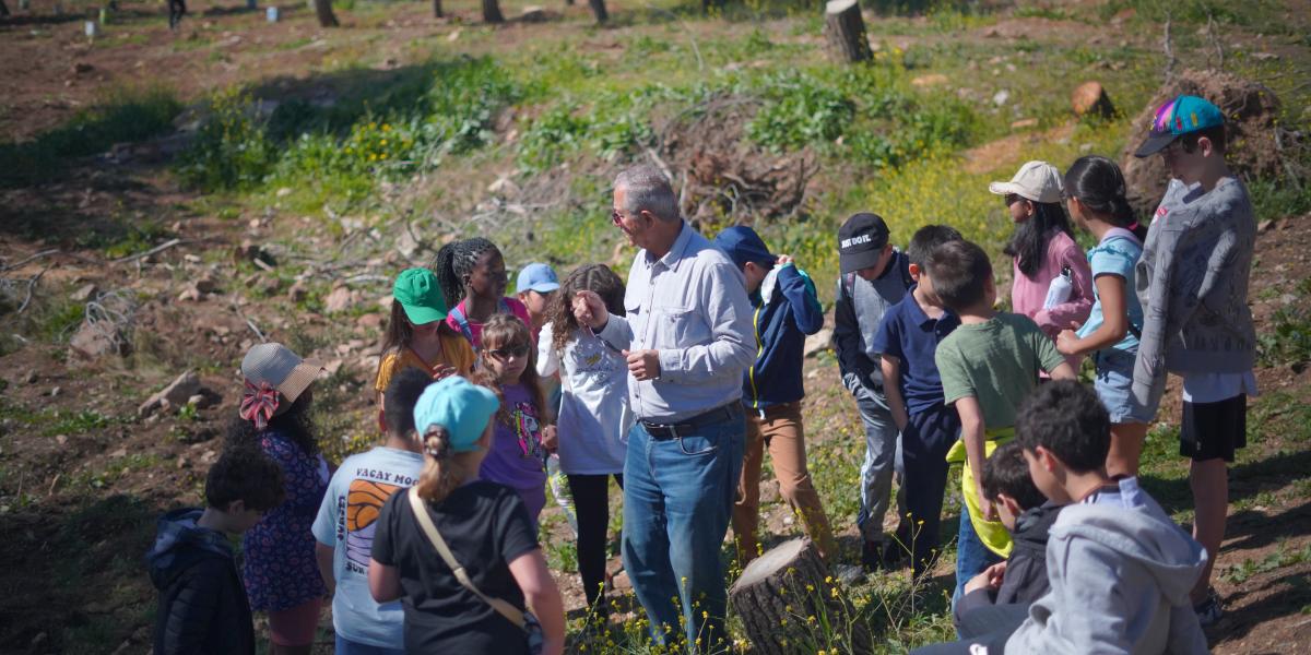Over 120 students from ACS school accompany APN’s Green Caravan to ...